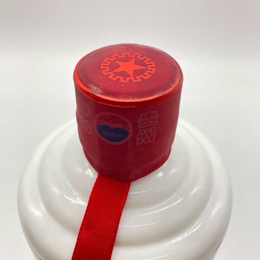 貴州茅台酒 マオタイ酒 天女ラベル 2021 500ml 53％ KWEICHOW MOUTAI 960g【J1】 – お酒の格安通販 サケヤス